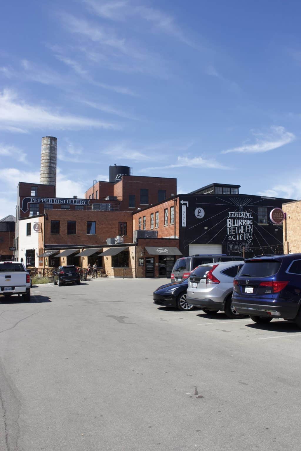 Horse Racing, Bourbon Distilleries & KFC in Lexington, Kentucky with ...